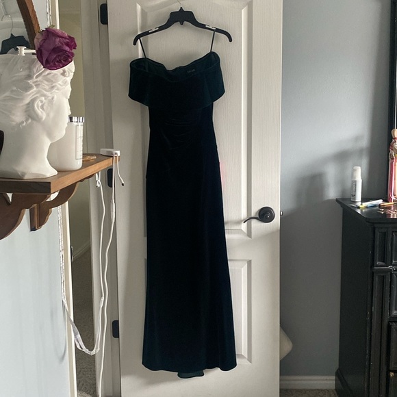 Xscape | Dresses | Brand New Green Off Shoulder Built In Framing Prom ...